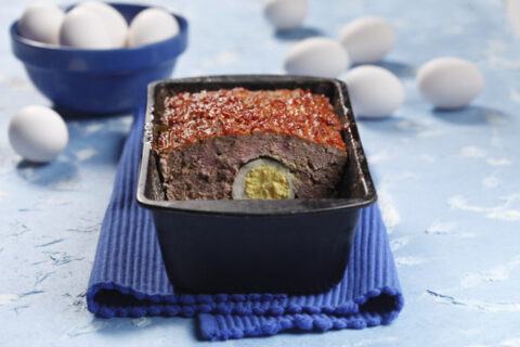 'Slice a Surprise' Meatloaf - Manitoba Egg Farmers